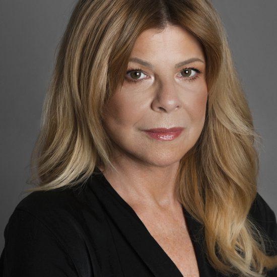 Ana Cloe – HIT Management