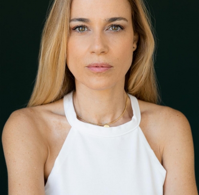 Ana Cloe – HIT Management