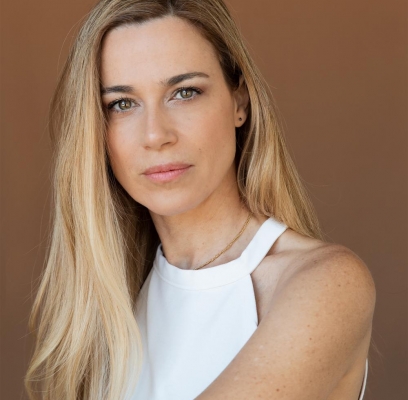 Ana Cloe – HIT Management